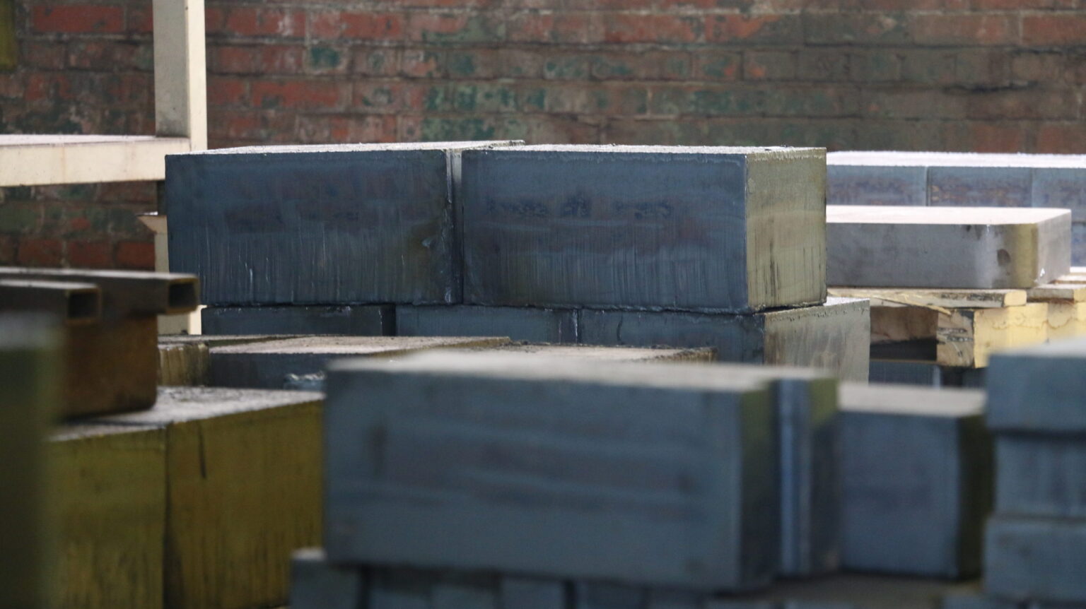 Ballasts - International Steel Counterweigh